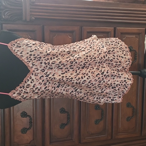 Victoria's Secret | Intimates & Sleepwear | 2 Piece Leopard Print ...